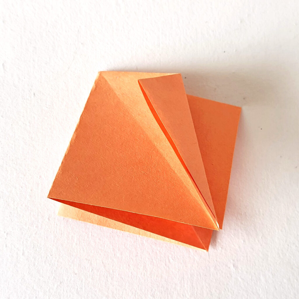 Origami Maple Leaf - Step by Step Tutorial * Moms and Crafters