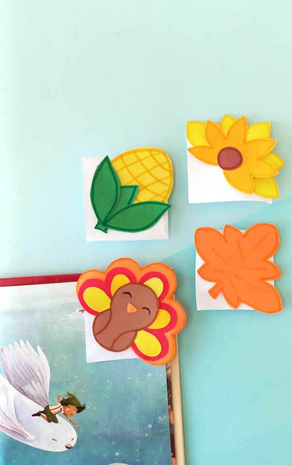 Thanksgiving Bookmarks (Free Templates) * Moms and Crafters