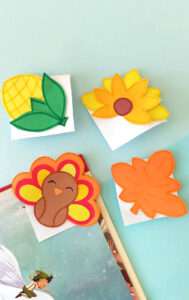 Thanksgiving Bookmarks (Free Templates) * Moms and Crafters