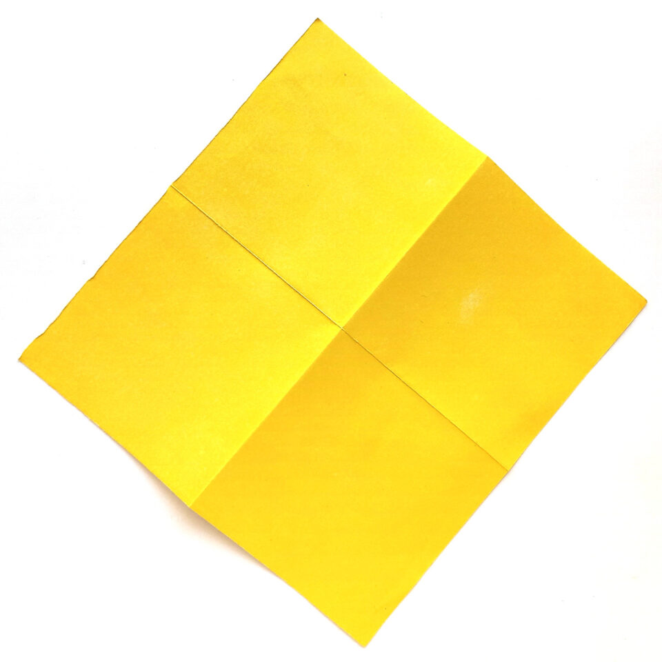 5 Pointed Origami Star Tutorial * Moms and Crafters