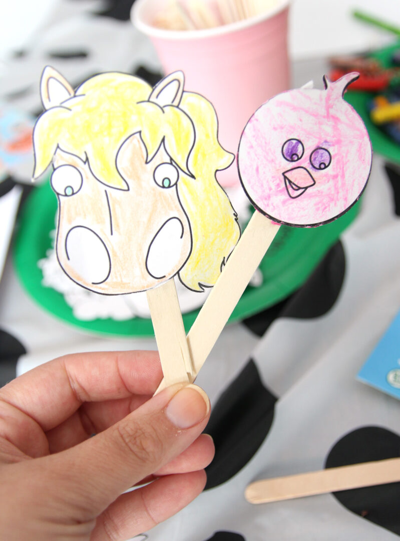 Farm Animal Stick Puppets * Moms and Crafters