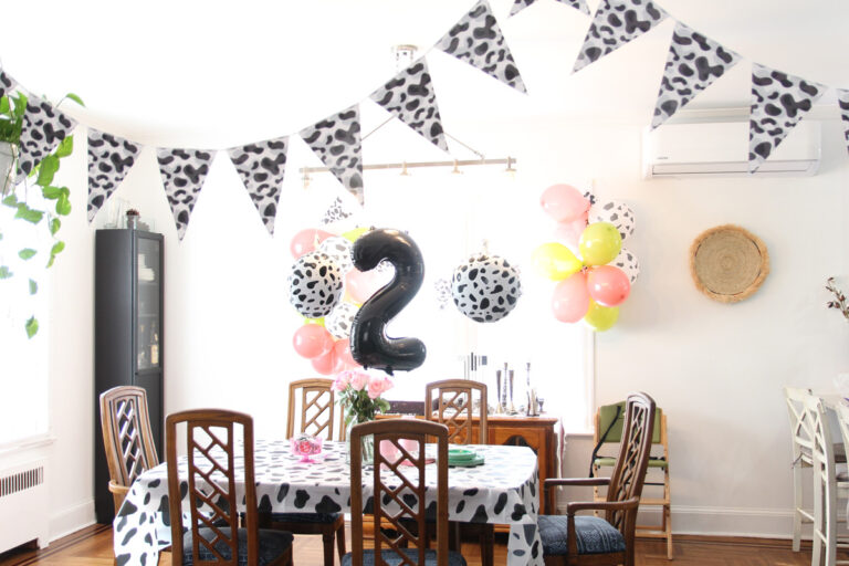 Cow Party Decorations * Moms and Crafters