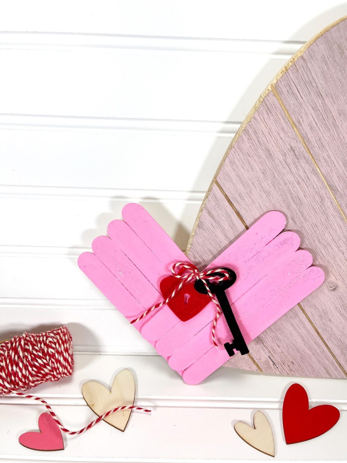 Popsicle Stick Heart Craft * Moms and Crafters