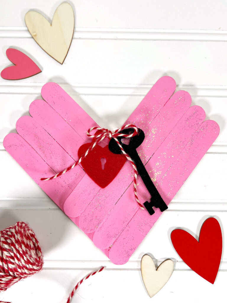 Popsicle Stick Heart Craft * Moms and Crafters