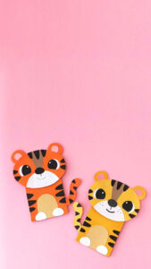 Paper Bag Tiger Puppet * Moms and Crafters