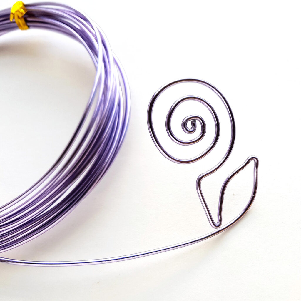 Wire Flower Bookmark * Moms and Crafters